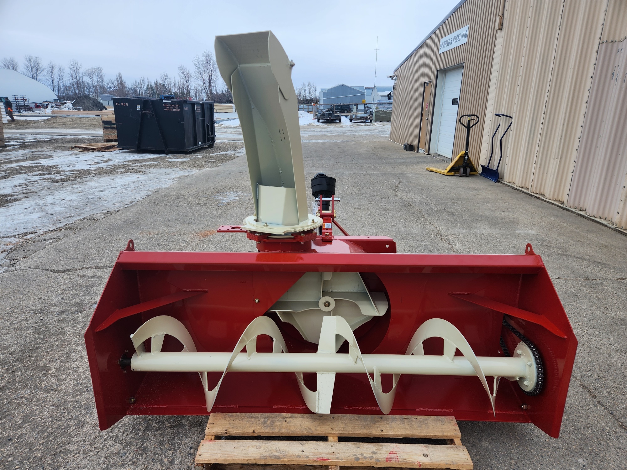 Experience Unmatched Winter Power with the 2023 Farm King Y660 Snowblower!