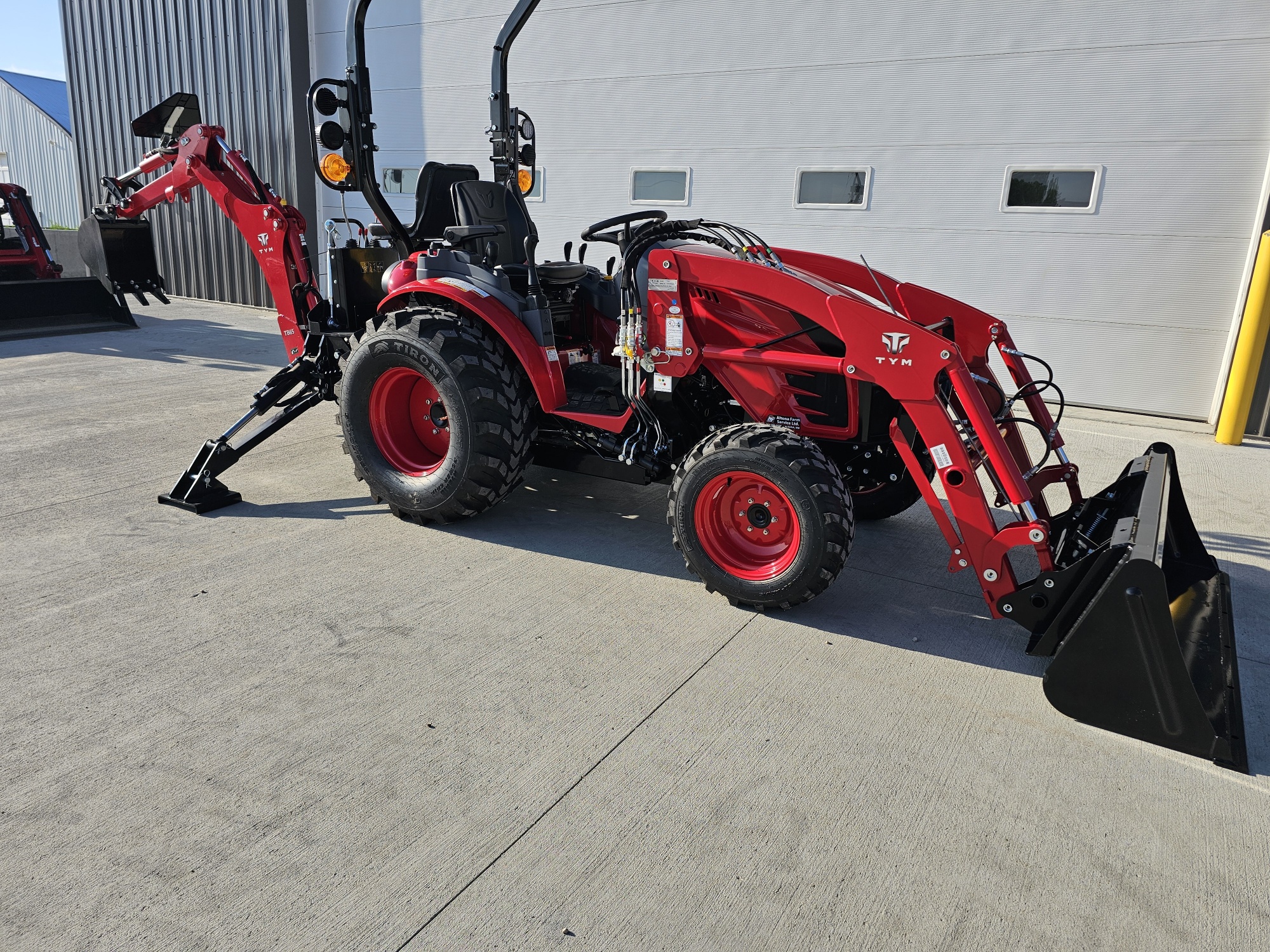 2025 TYM T25H Sub-Compact Tractor With Backhoe