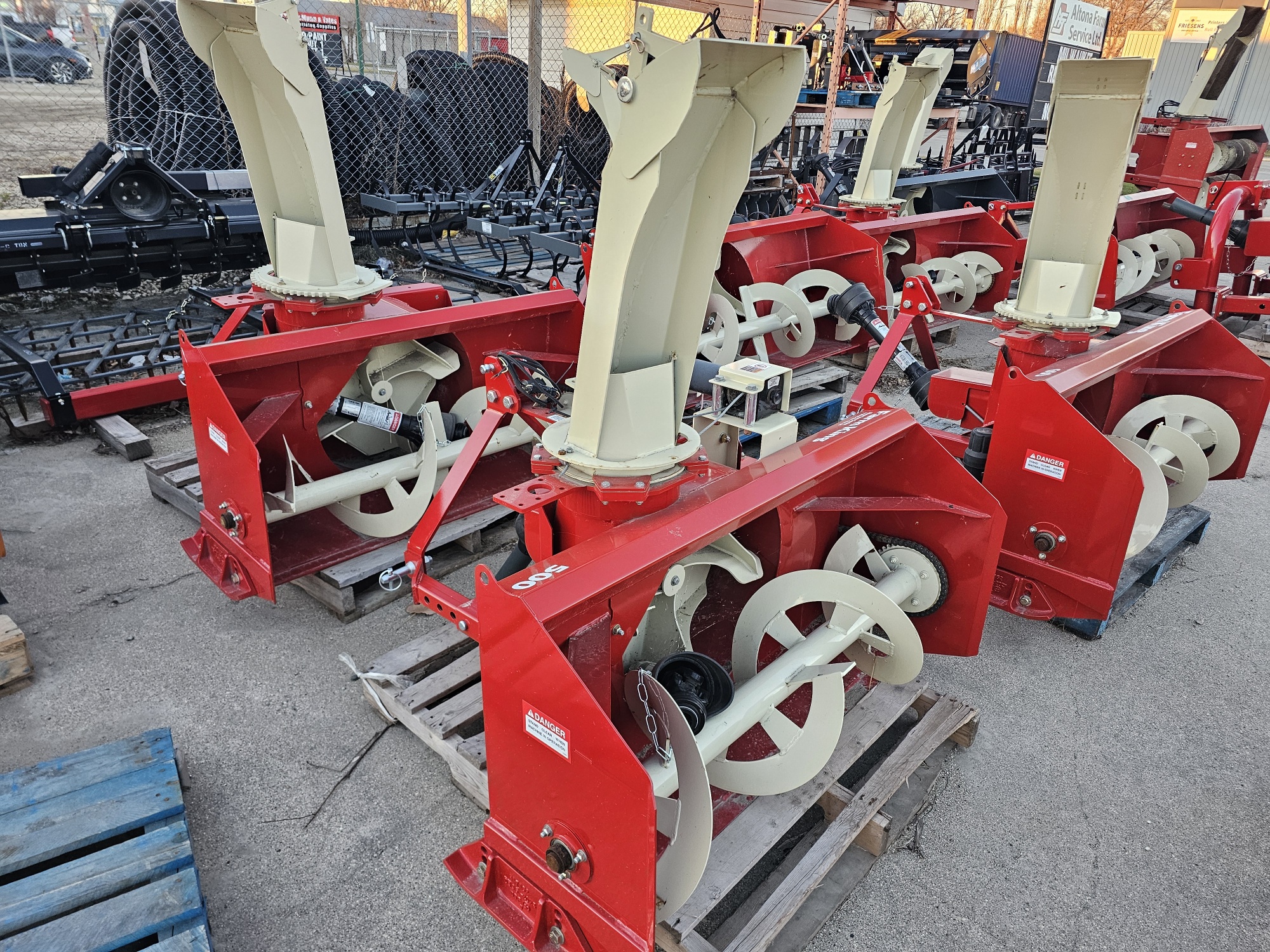 2025/2026 Farm King Y500 50" Snowblower
